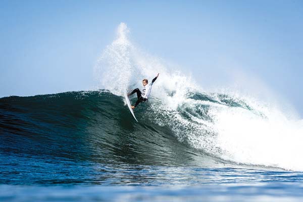 Hendrickson moves on in Portugal | News, Sports, Jobs - Maui News